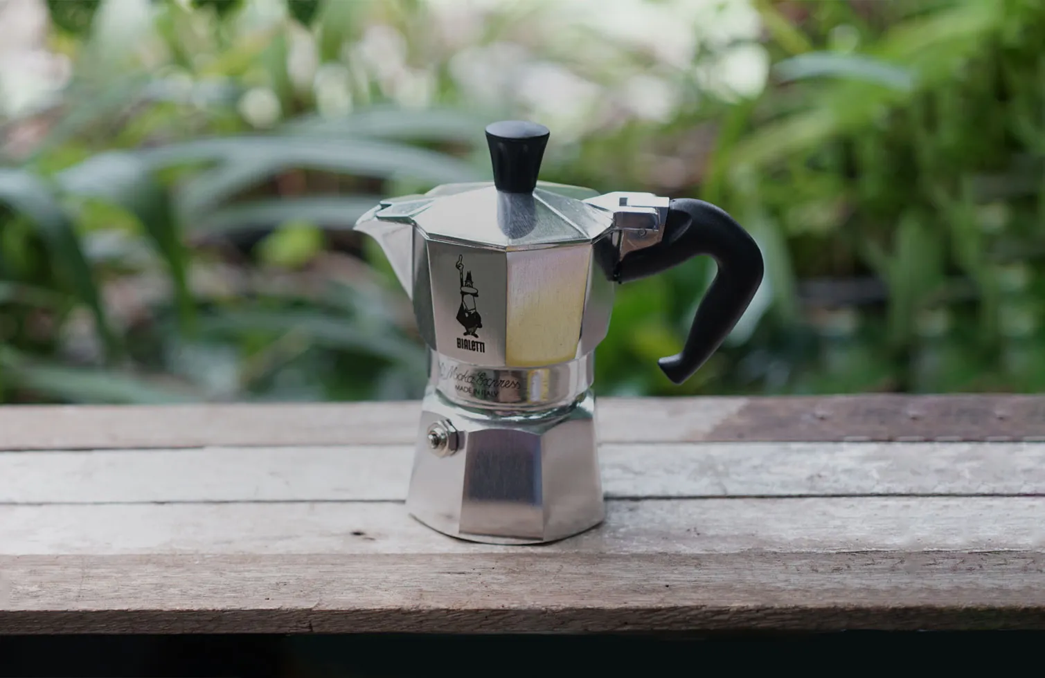 Moka Pot: Pros and Cons of This Classic Coffee Brewer